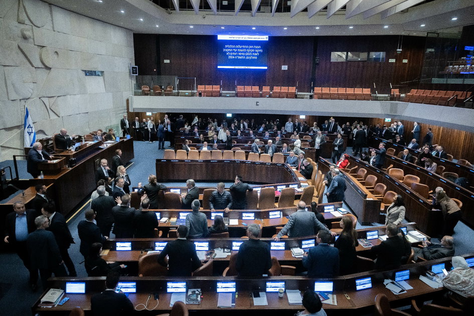 הסקר גילה: זה לא השבוע של בנט - למרות הכל הליכוד בעליה | כיכר השבת